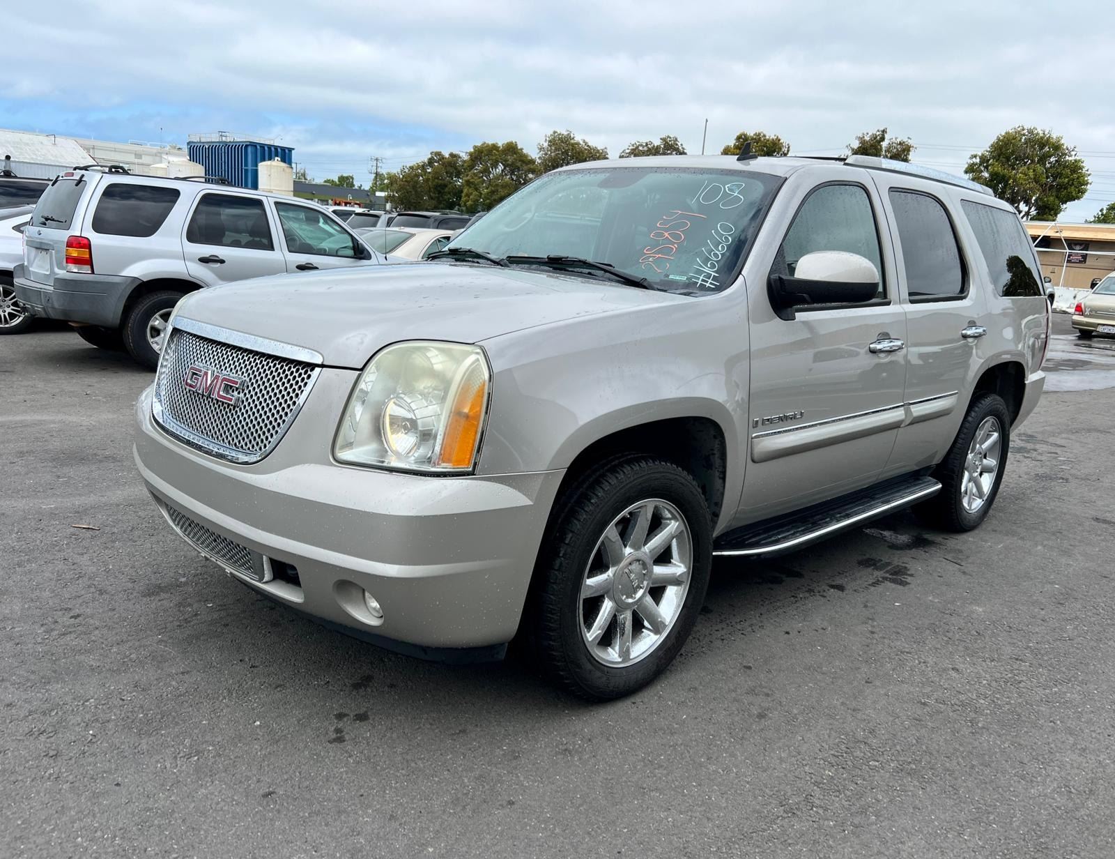 2007 GMC Yukon Denali