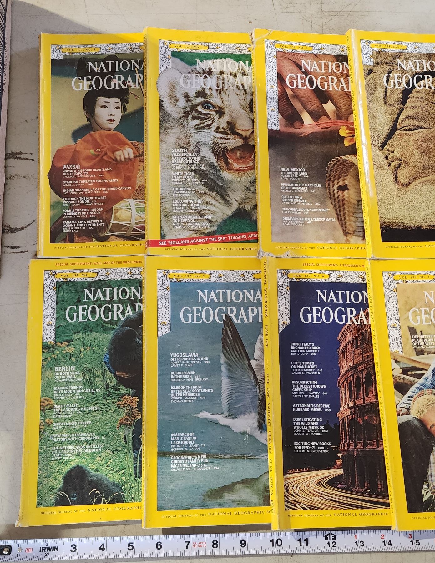 1970-1971 National Geographic magazines - Schmalz Auctions