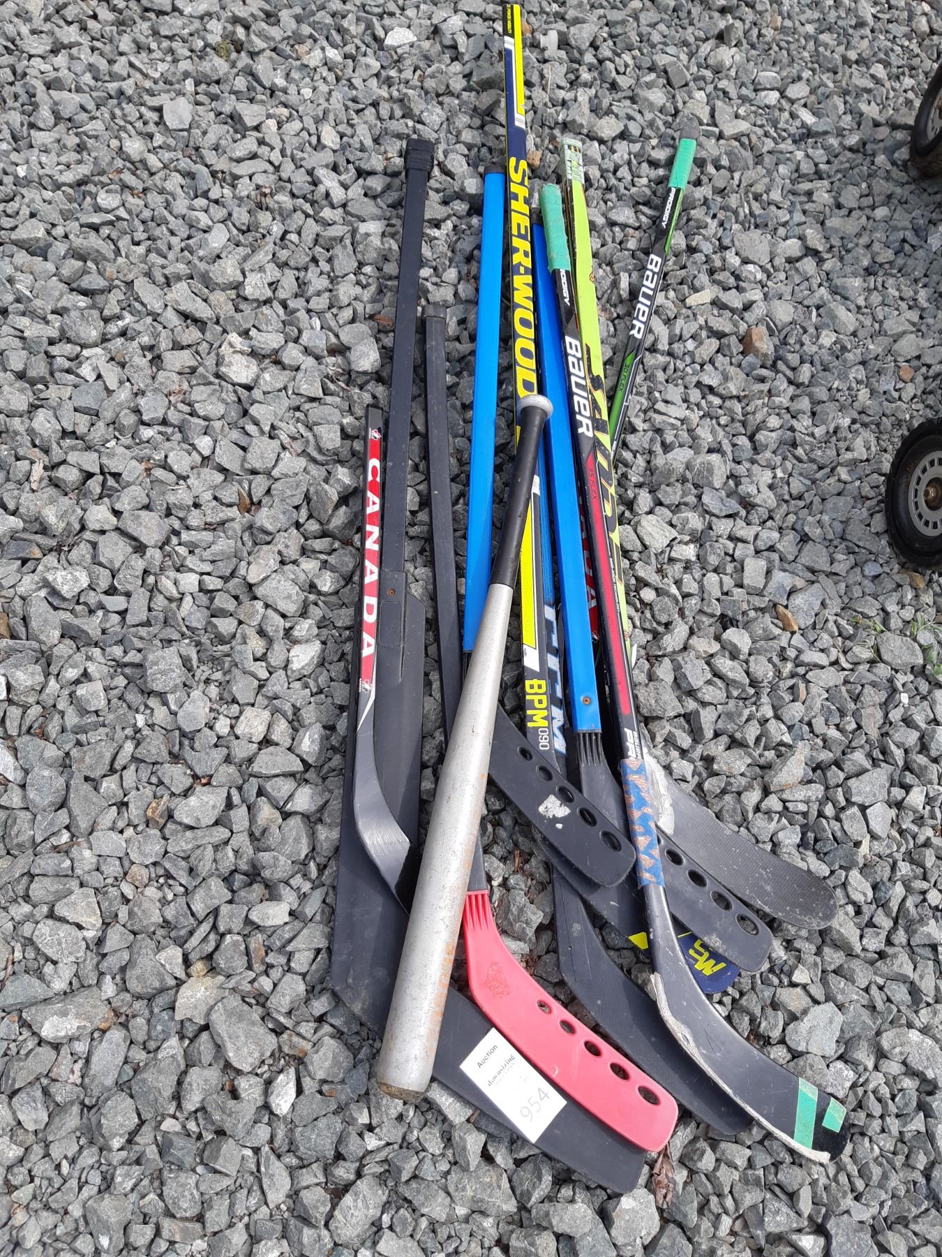 Hockey Sticks & Baseball bat Cat A