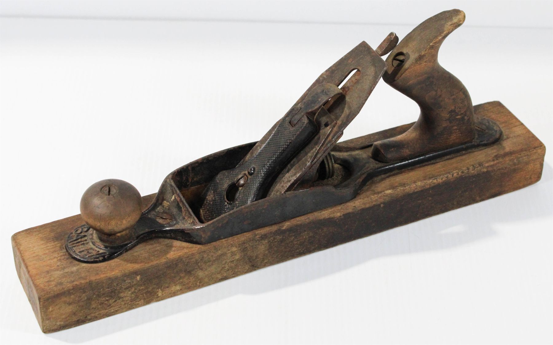 ANTIQUE BAILEY WOOD PLANE