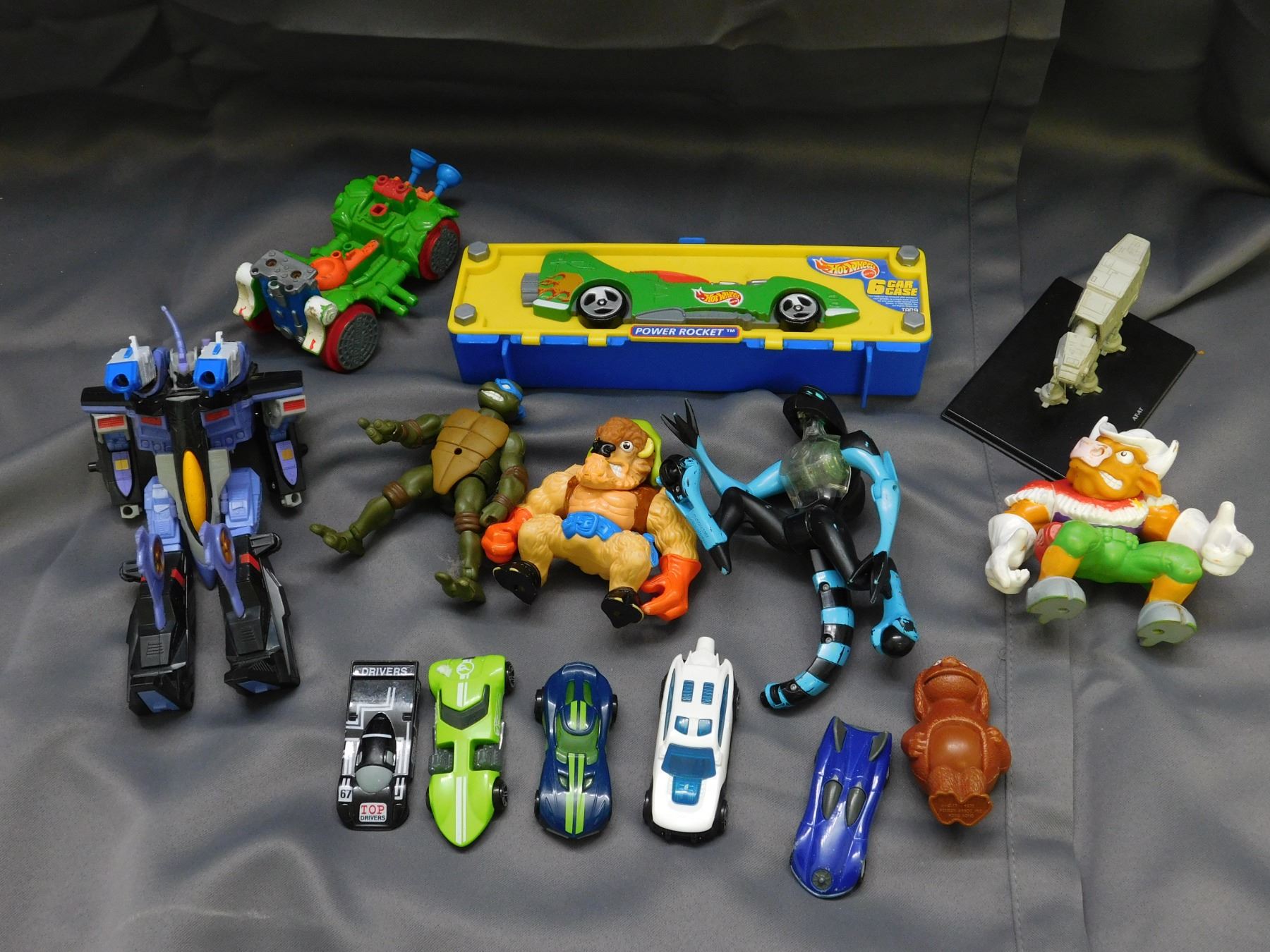 Lot of 14 Misc Toys TMNT, Transformers,Wild West Cowboys of Moo Mesa ...