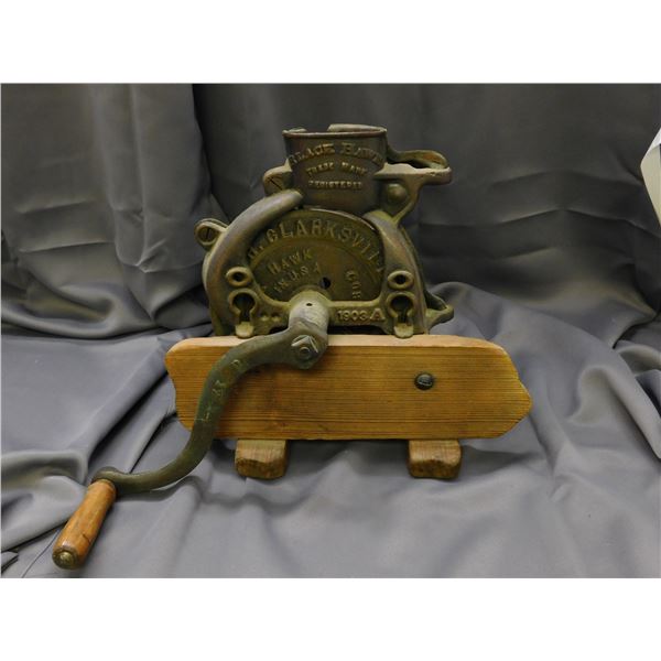Antique Black Hawk Corn Sheller 1903