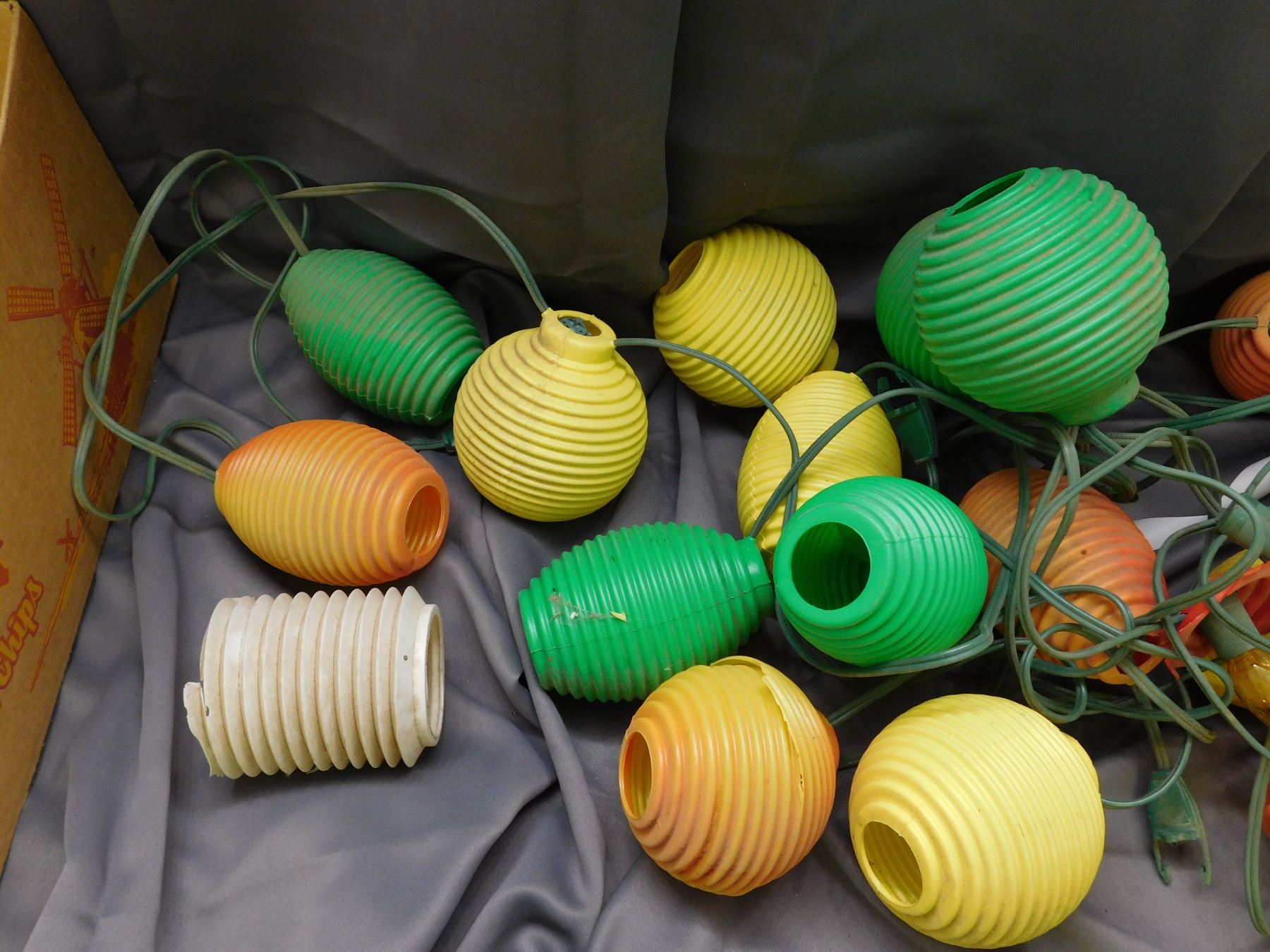 Vintage Plastic Blow Mold String Lights Beehive Tiki Decor *as is for ...
