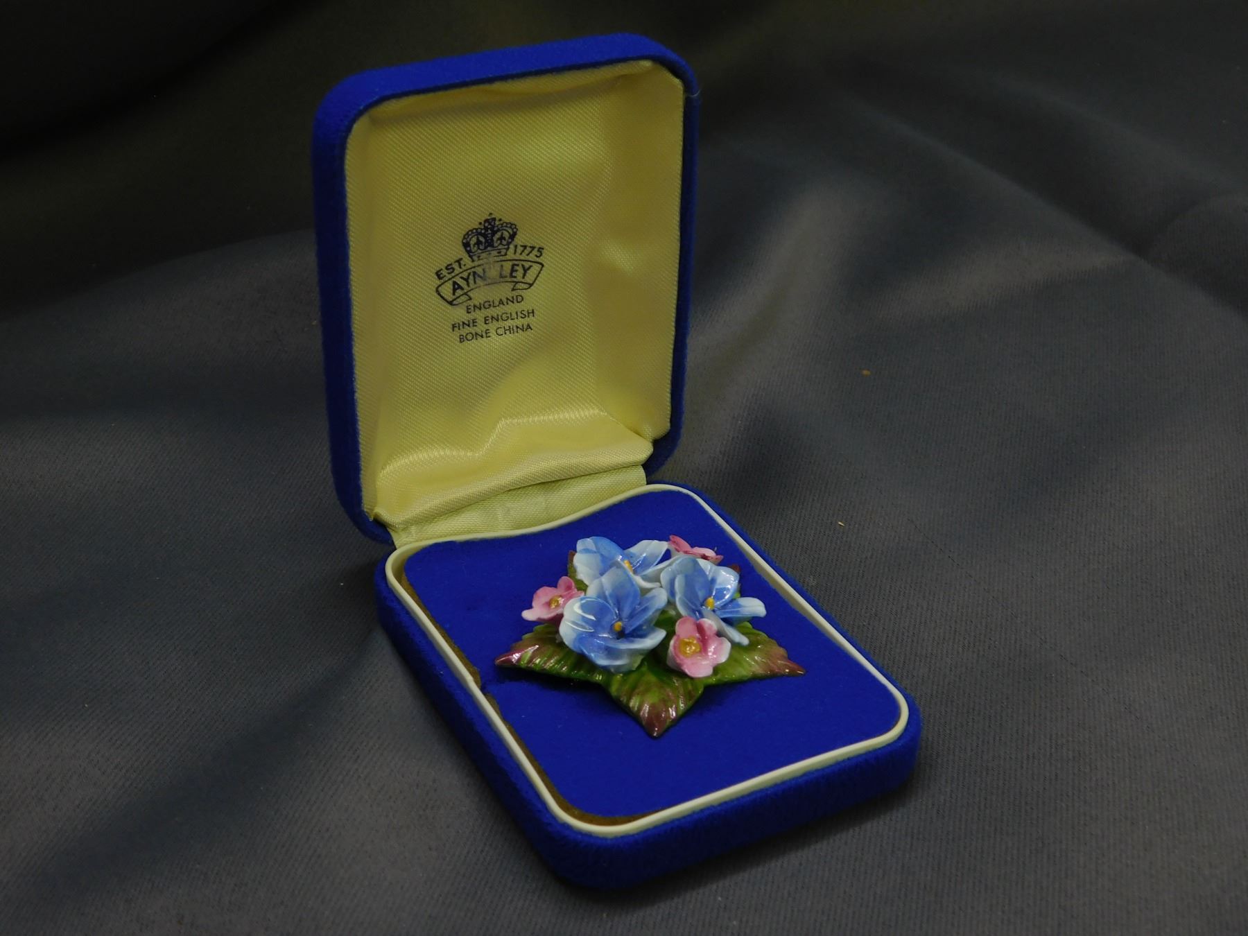 Aynsley Fine Bone China England Brooch Pin