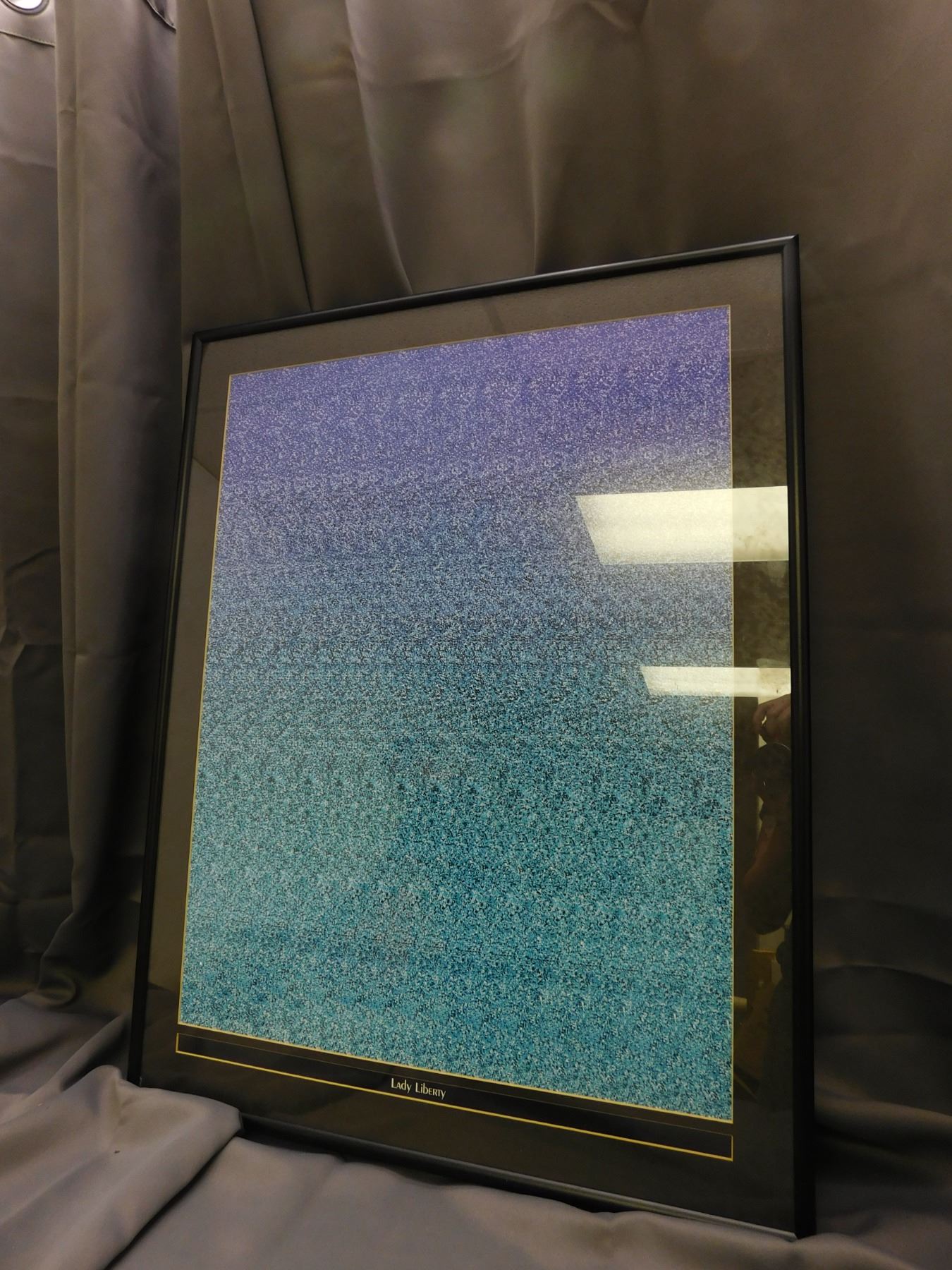 Framed Optical Illusion Magic Eye Poster "Lady Liberty"
