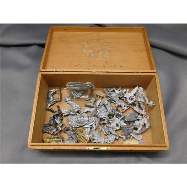 Lot of 40+ Vintage circa 70s 80s Ral Partha DND Dungeons and Dragons ...