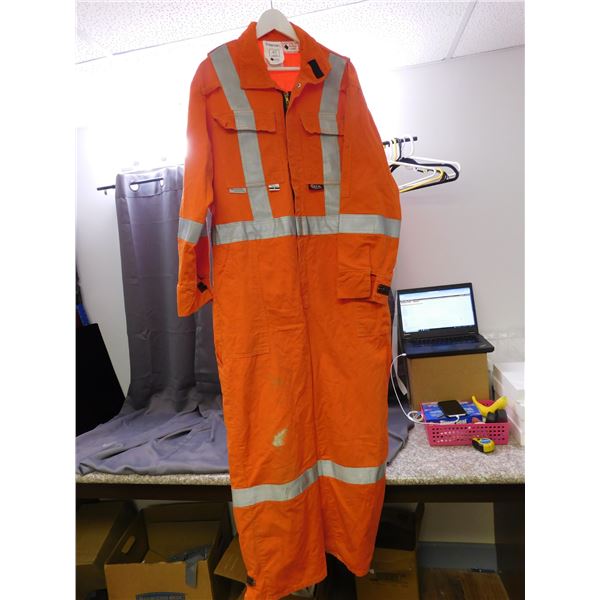 Size 42 Class 3 Level 2 Scotchlite High Visibility Coveralls