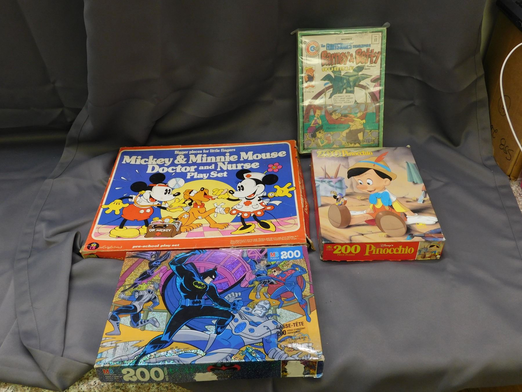 Lot of 4 Vintage Cartoon Themed Puzzles The Flintstones, Batman ...