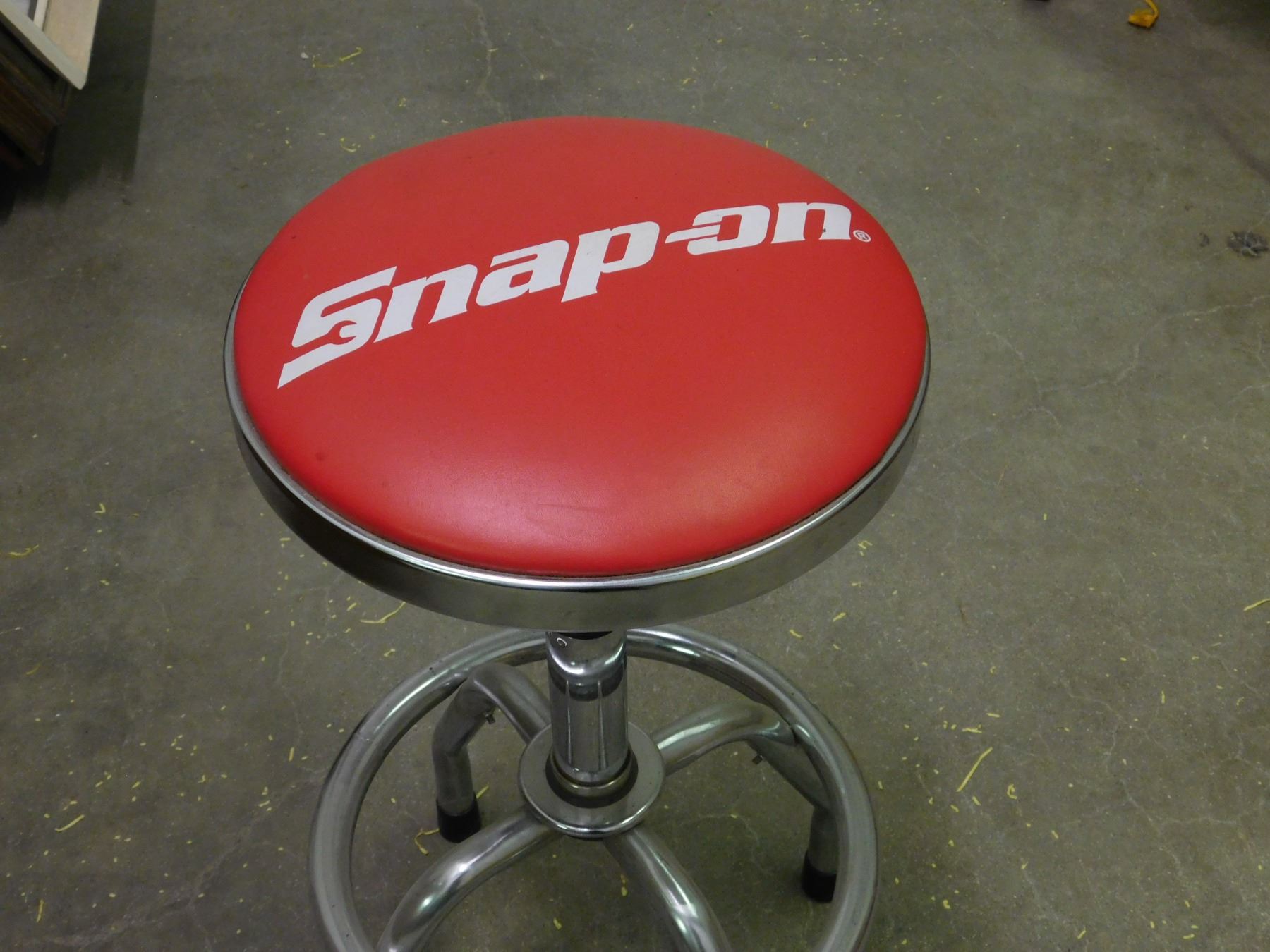 Snap On Pneumatic Shop Stool Adjustable