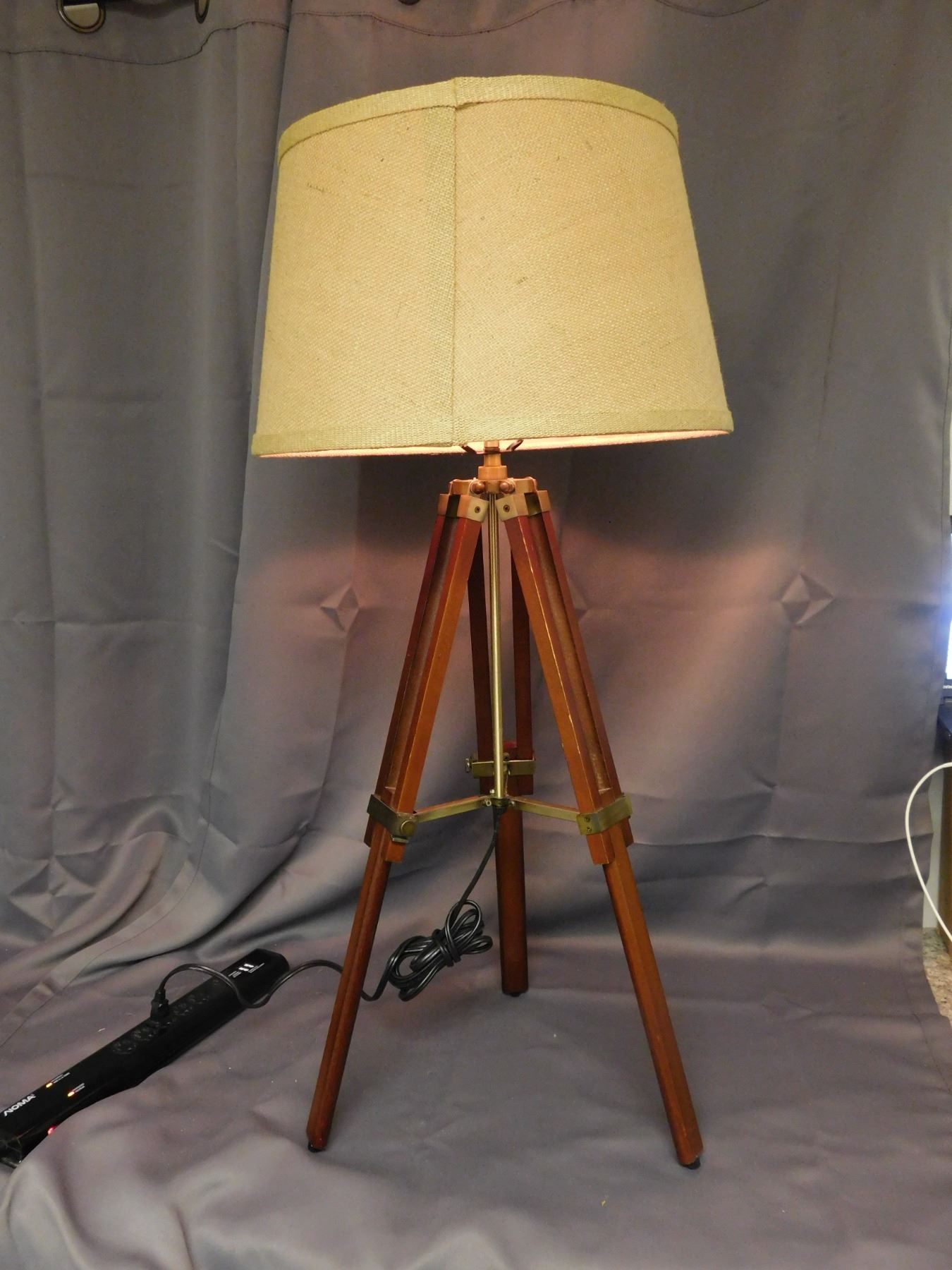Painter's Tri-Pod Table Lamp Wooden Legs Canvas Shade