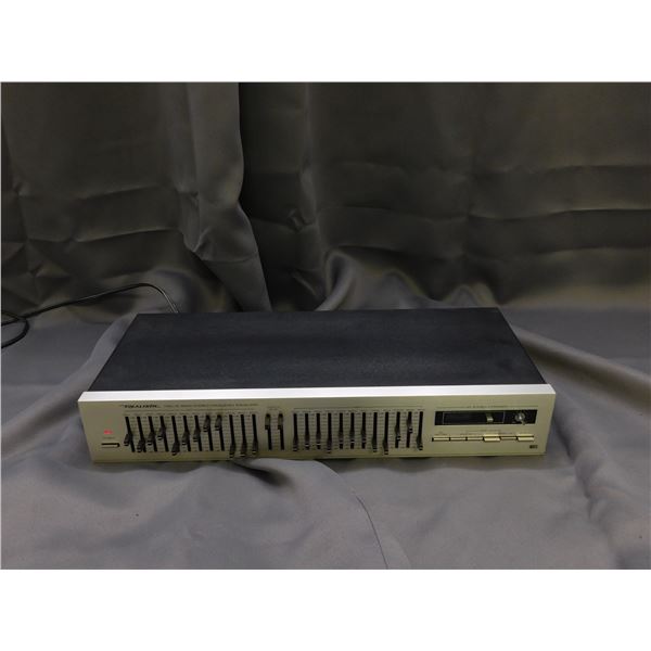 Vintage Realistic 31-2010 Twelve Band Stereo Frequency Equalizer