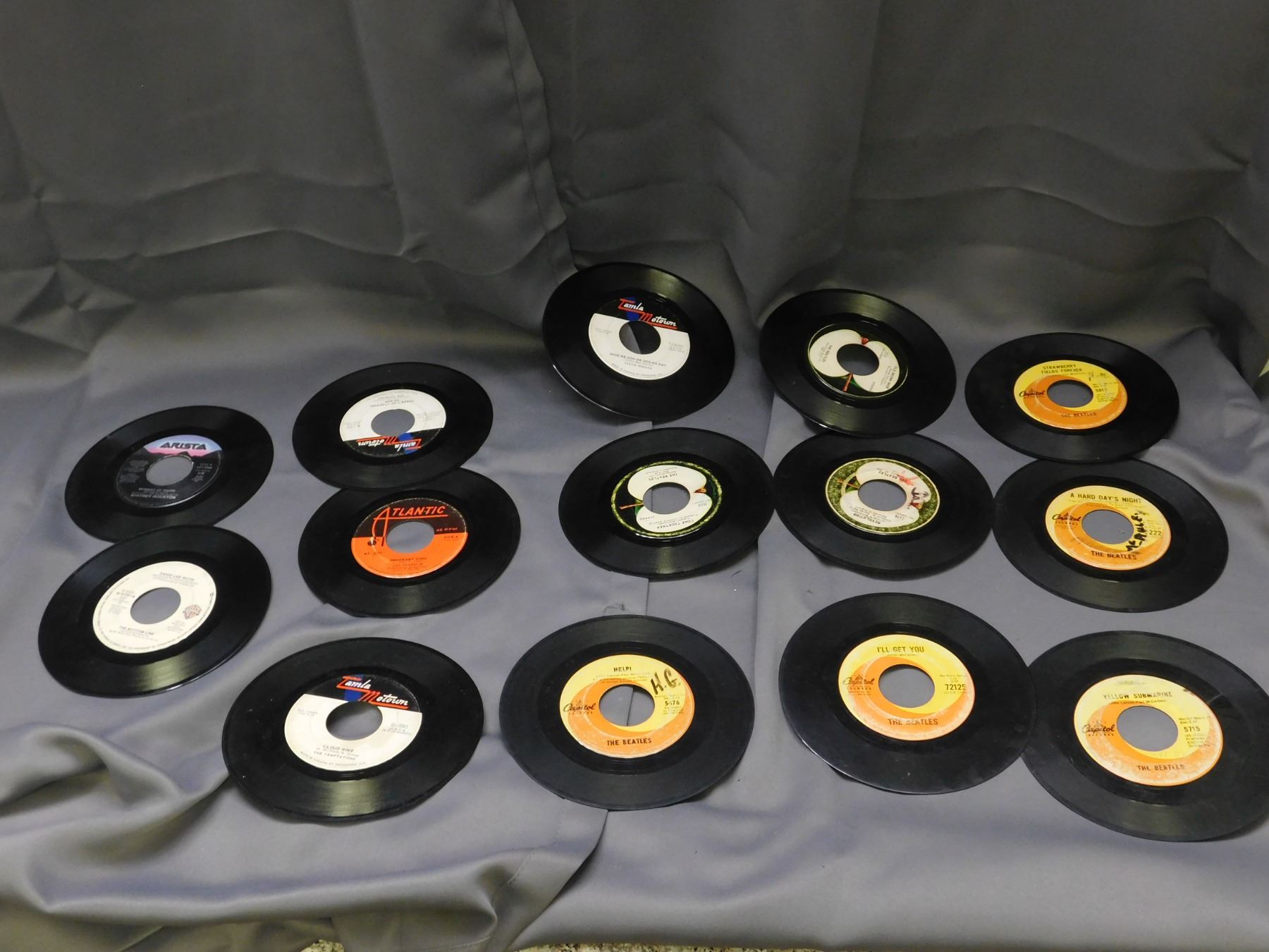 Lot of 14 Vinyl Records 45s 8 from The Beatles, Motown, David Lee Ross,