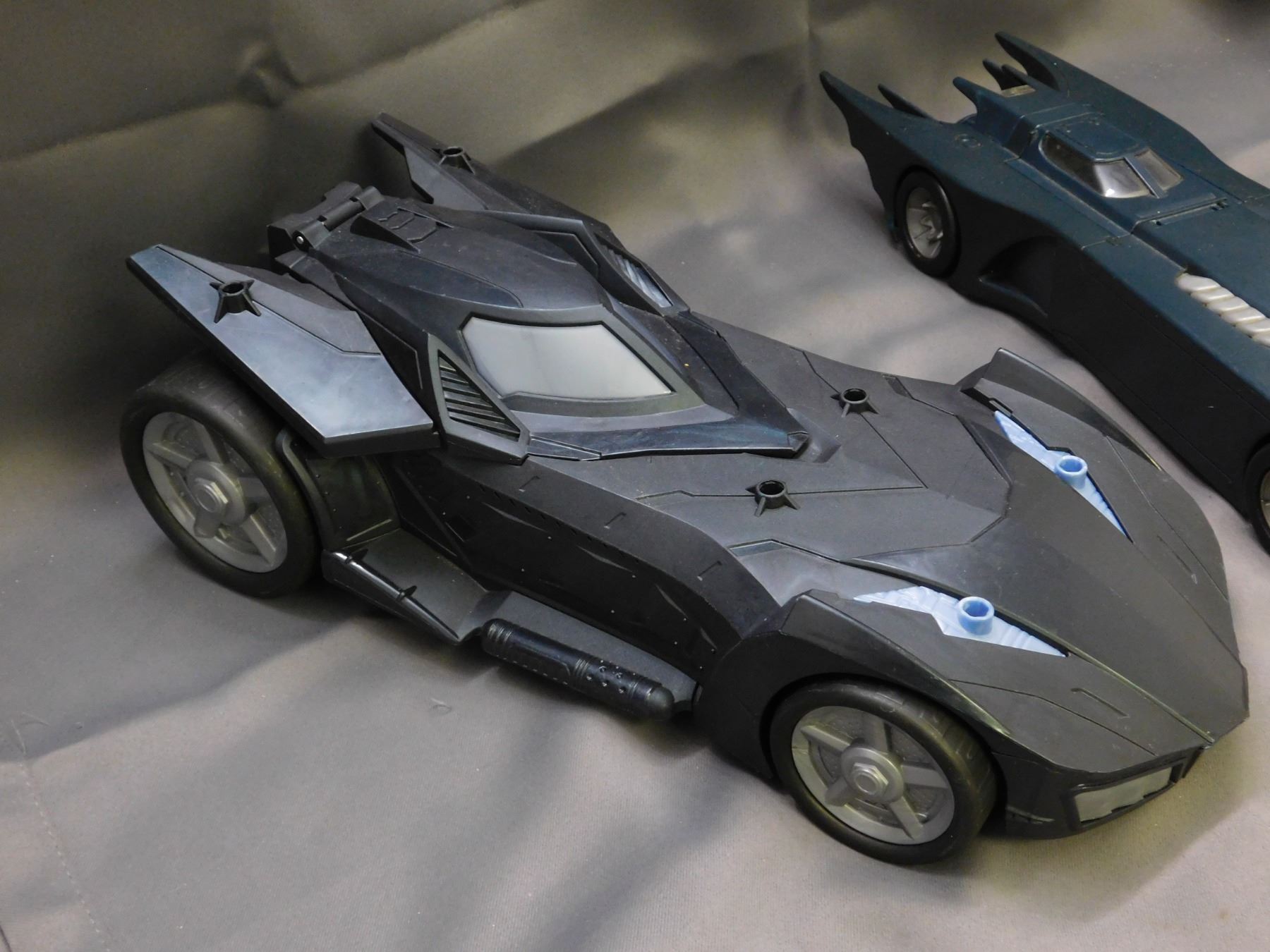 Lot of 2 Batman Batmobiles 1989 Batmobile and Arkham 2018