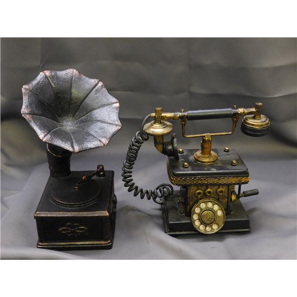 Lot of 2 Piggy Banks Vintage Antique Style Gramophone and French Style ...