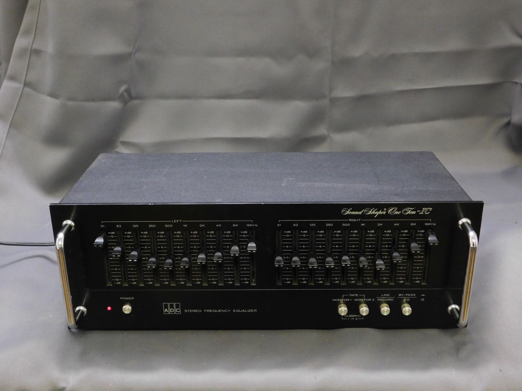 ADC Sound Shaper One Ten - IC Stereo Frequency Equalizer SS-110