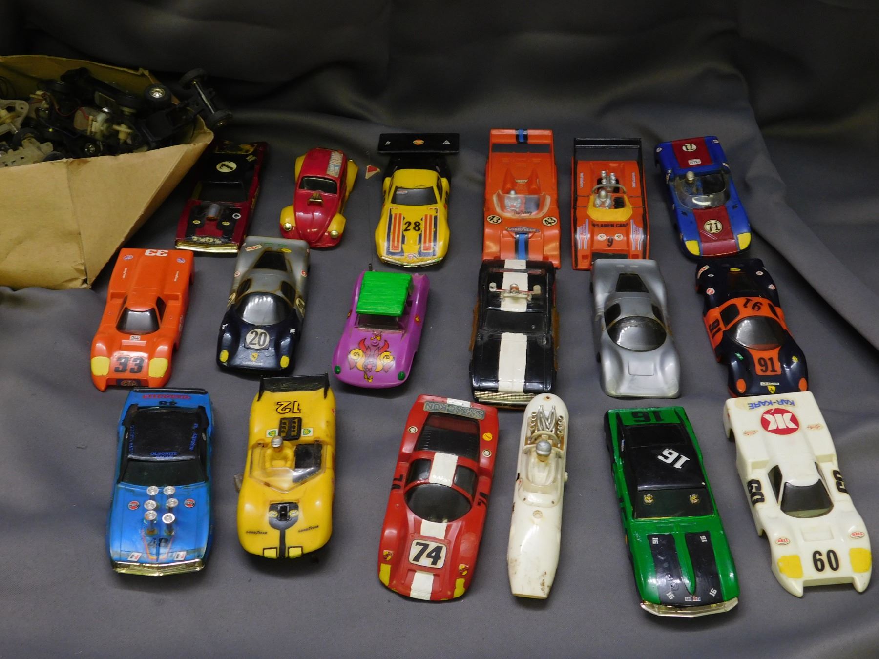 LARGE LOT 1960s 1:43 Scale Eldon Slot Cars