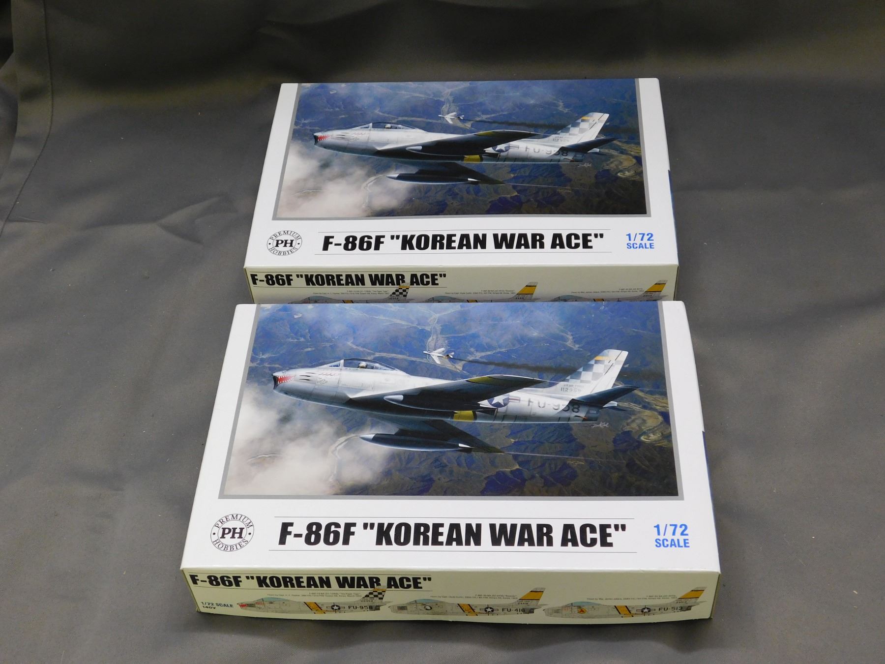 Lot of 2 F-86 Korean War Ace 1:72 Scale Model Kits War Planes