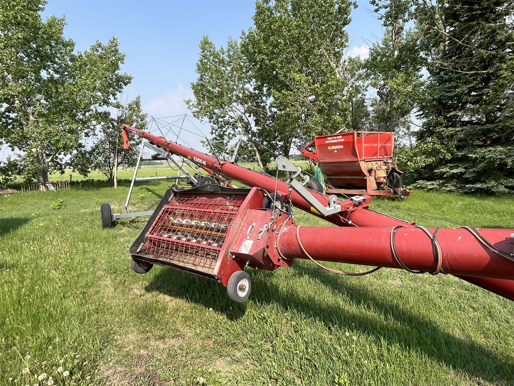 Meridian SLMD 10-66 Agremote Electric Swing Auger - Neverspill Spout ...