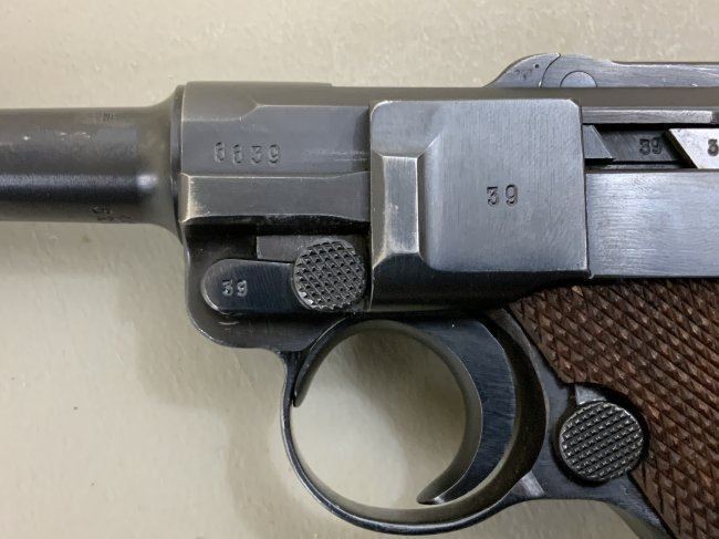 WWII NAZI GERMAN P08 LUGER 1939 DATE PISTOL 9MM