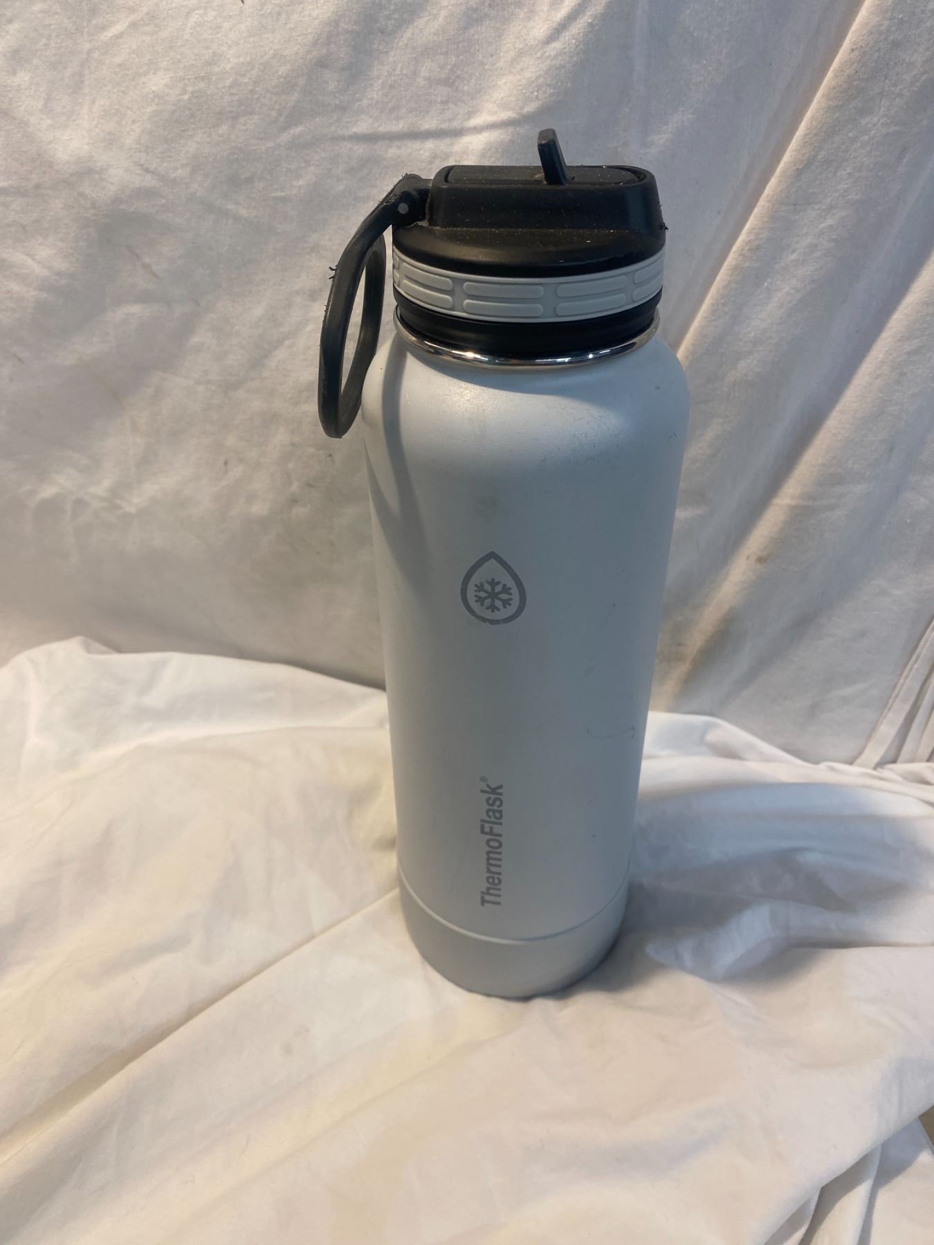 ThermoFlask white water bottle
