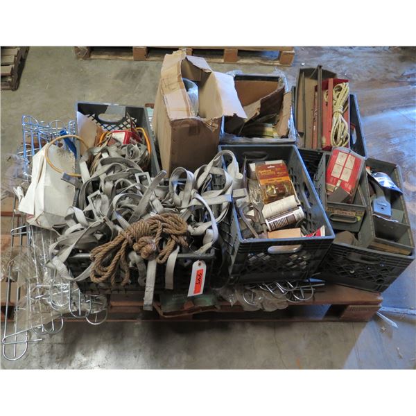 S3 Contents Of Pallet Straps Rope Hardware Etc Oahu Auctions