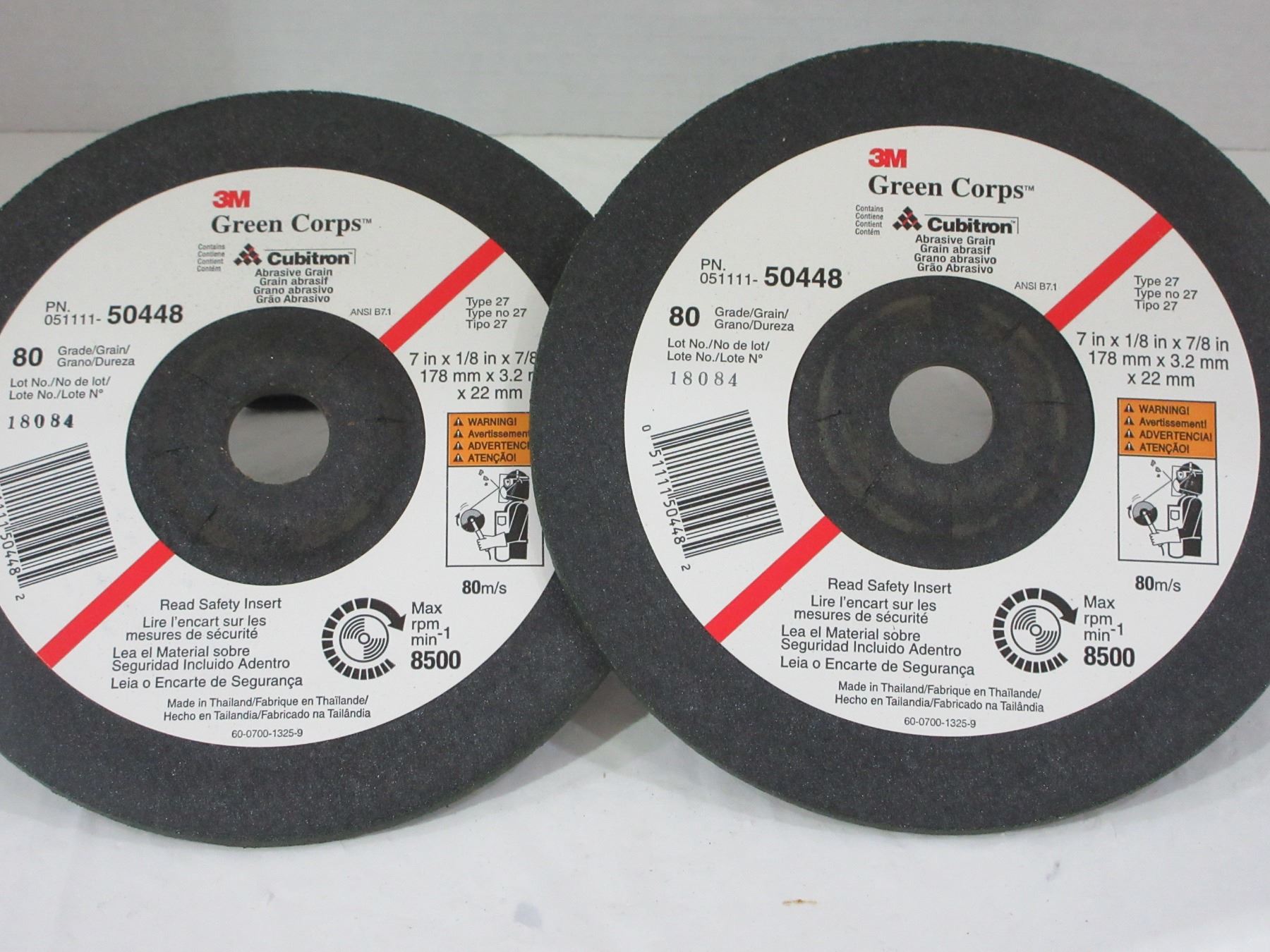 NEW: 3M GREEN CORPS 80 GRAIN CUTTING DISCS (2)
