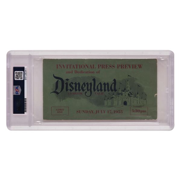 A Fess Parker Signed Disneyland Press Pass
