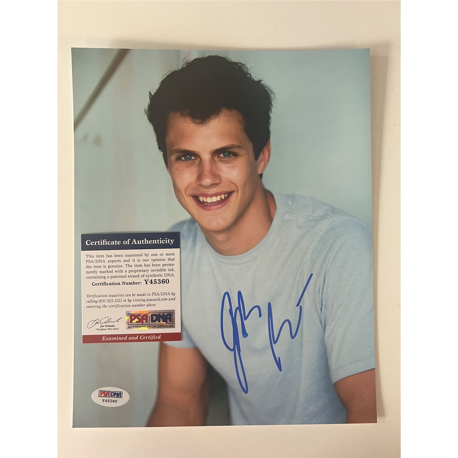 Actor Jake Robinson signed photo- PSA