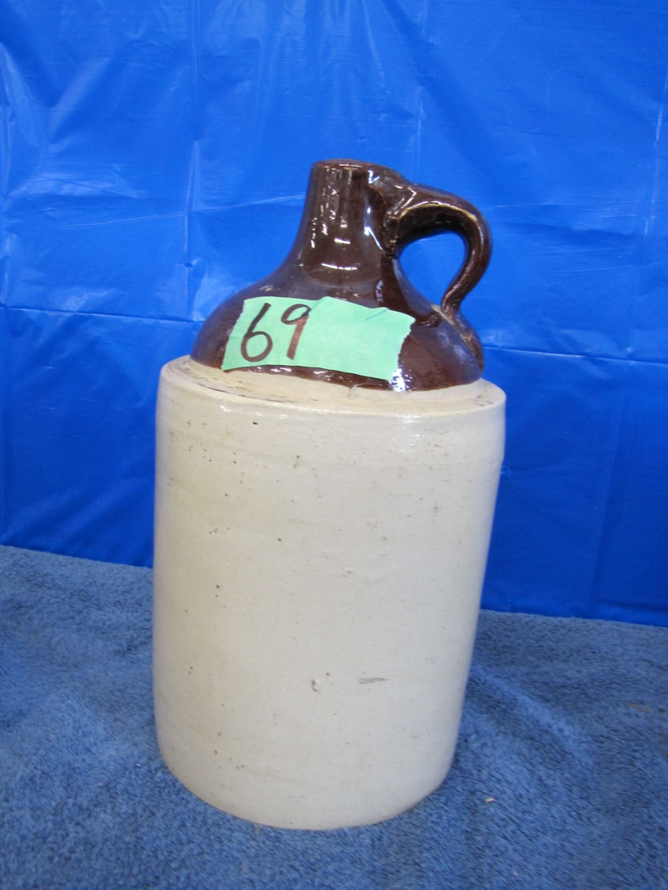 Stoneware finger jug