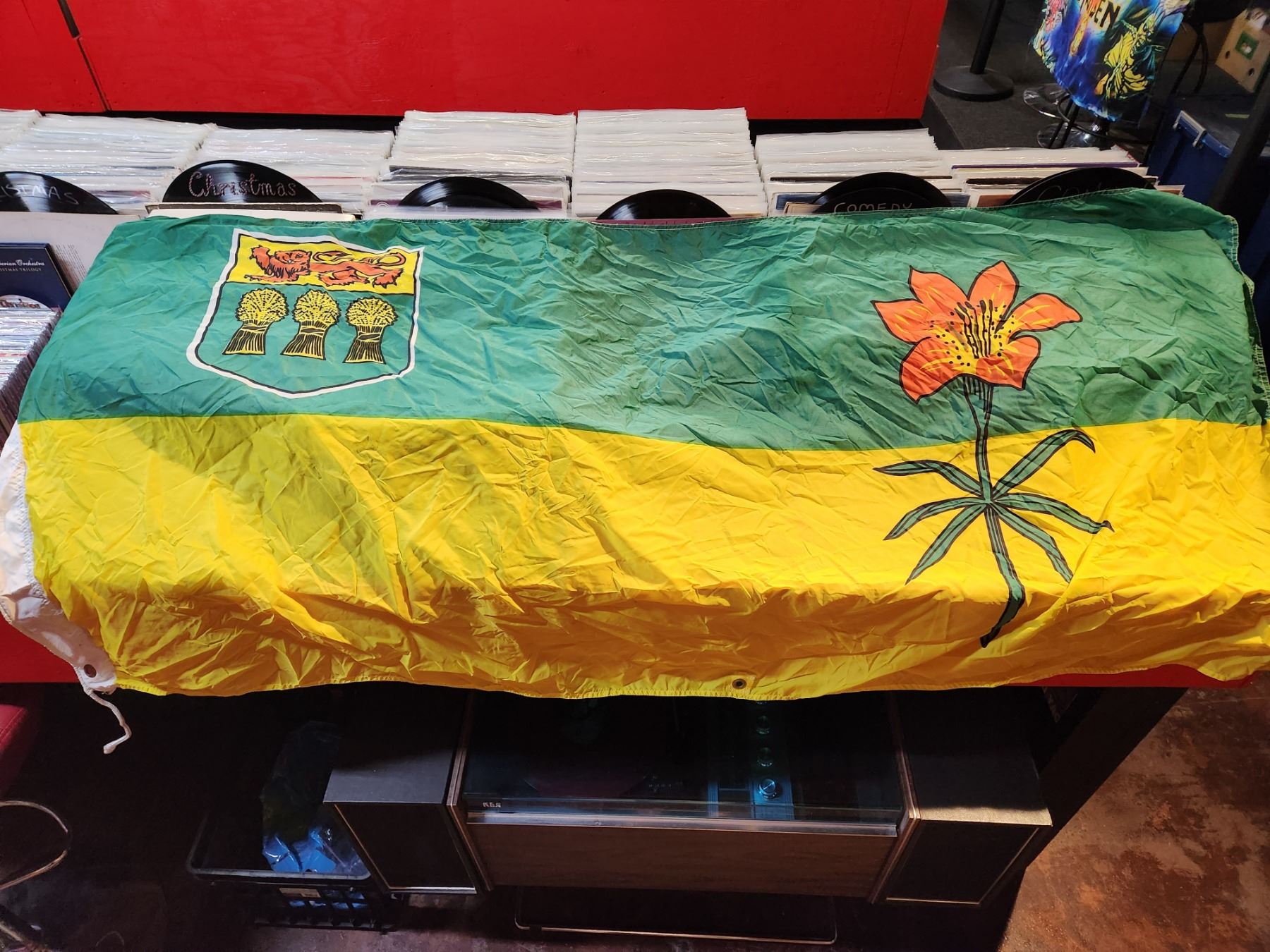 Large Vintage Saskatchewan Flag