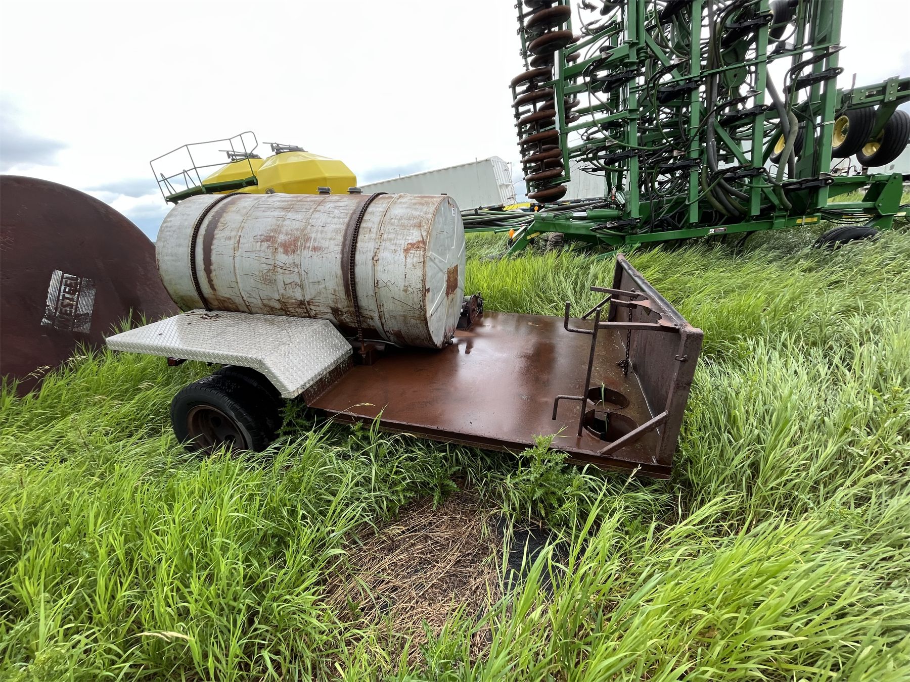 Single Axle Dually Fuel Trailer, Approx 500gal Tank
