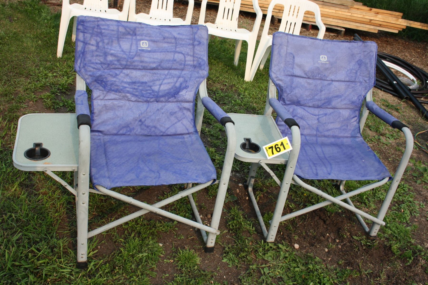 2 cloth folding camping chairs with folding side table attached