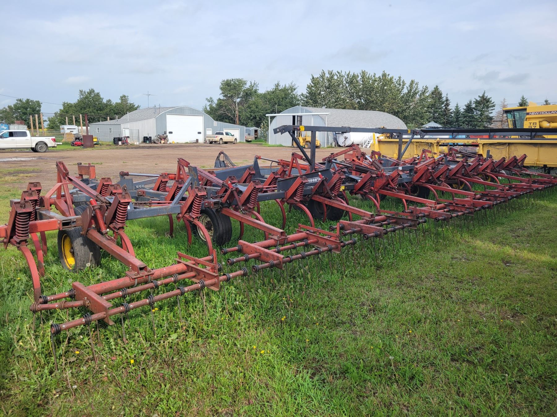 Friggstad 47' Deeptillage, Walking beams were redone & new hitch, 4 ...
