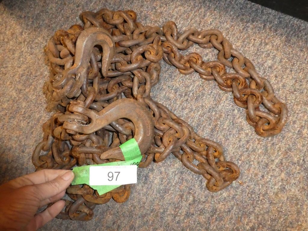 20 foot chain w/ 2- hooks