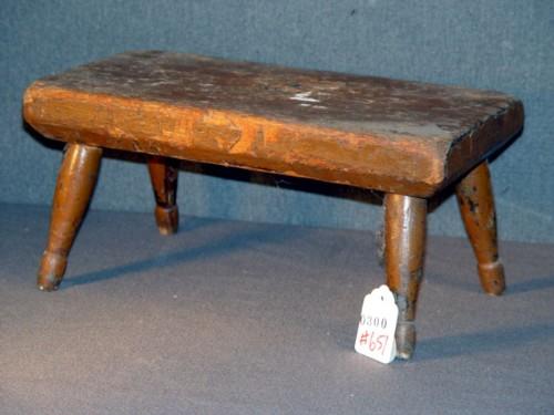 PRIMITIVE WOODEN FOOTSTOOL