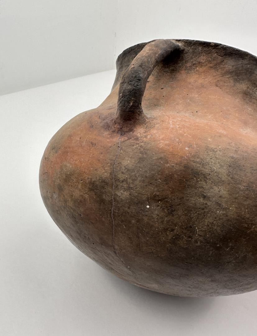 Ancient Salado Pottery Indian Pot Vessel