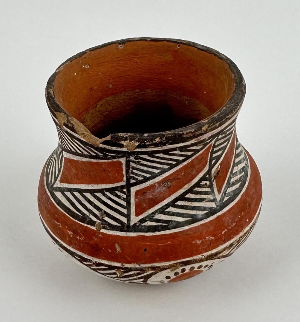 Antique Laguna Pueblo or Salado Indian Pot
