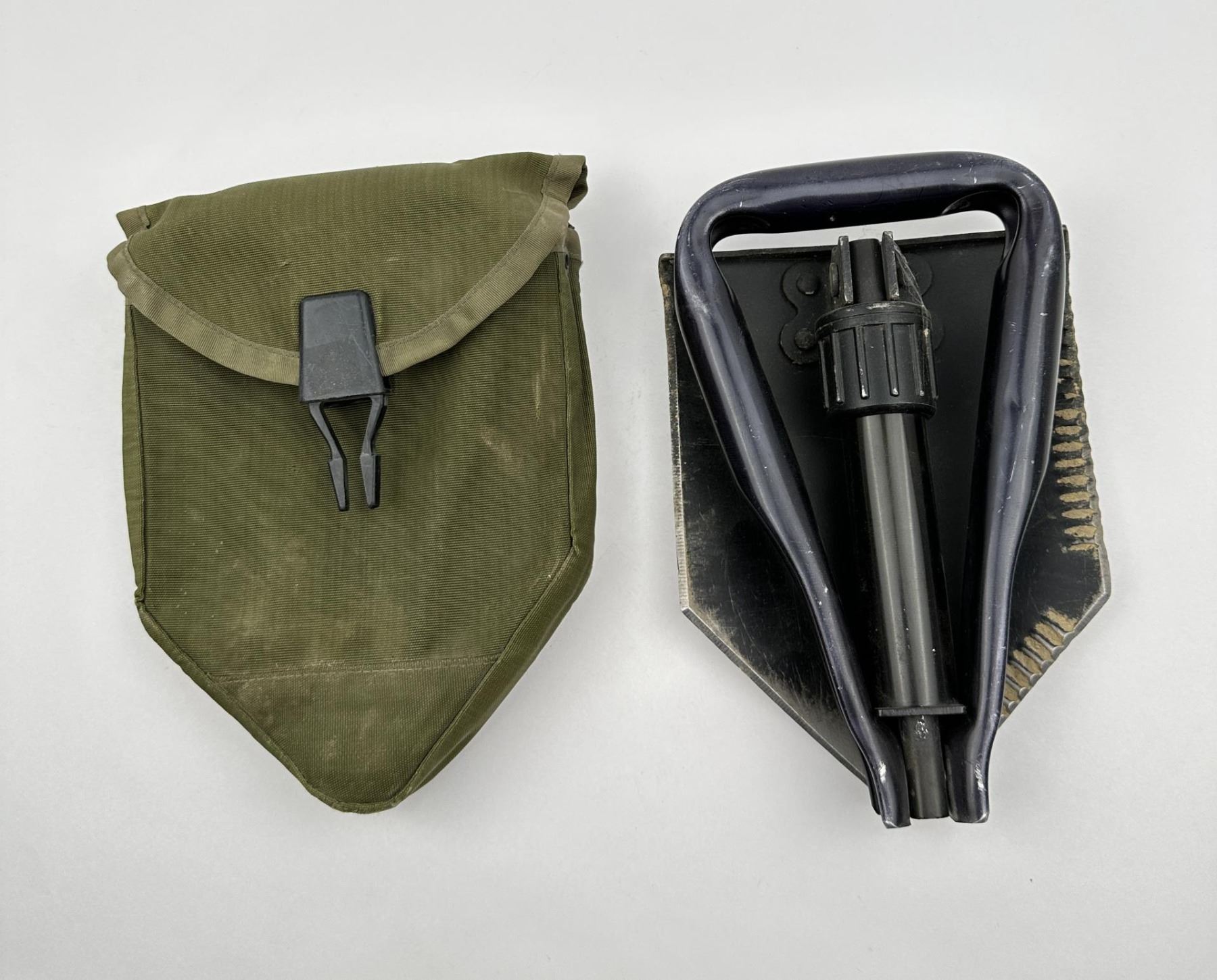 Vietnam War 1969 Entrenching Tool Shovel