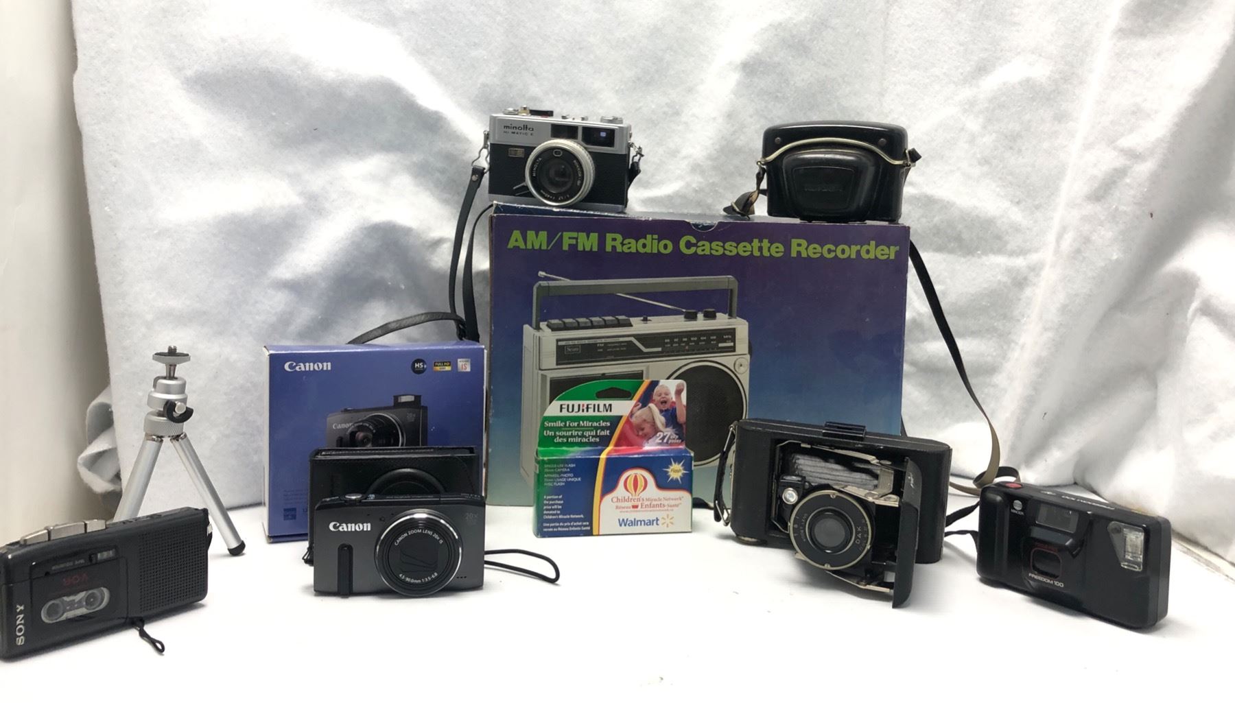 group of assorted vintage estate cameras & cassette recorder - includes ...