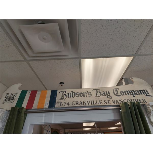 Painted Wooden Conoe sign