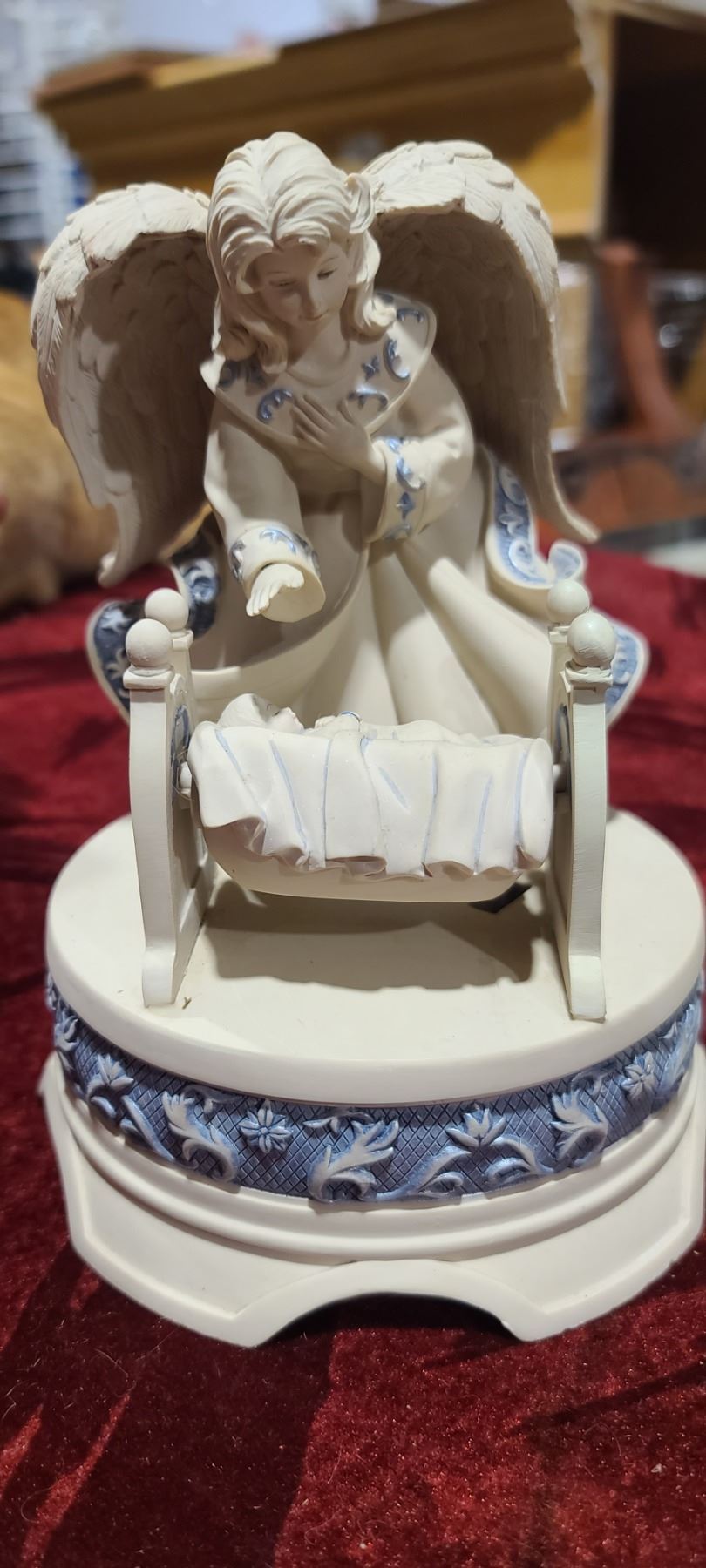 FOUR SARAH'S ANGELS FIGURINES AND SIX ASSORTED FIGURINES