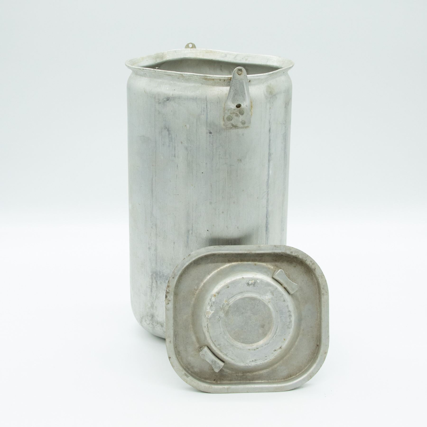 Vietnam War Era U.S. Army Food Container