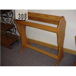 AMISH MADE OAK QUILT RACK 32" LONG X 32" TALL