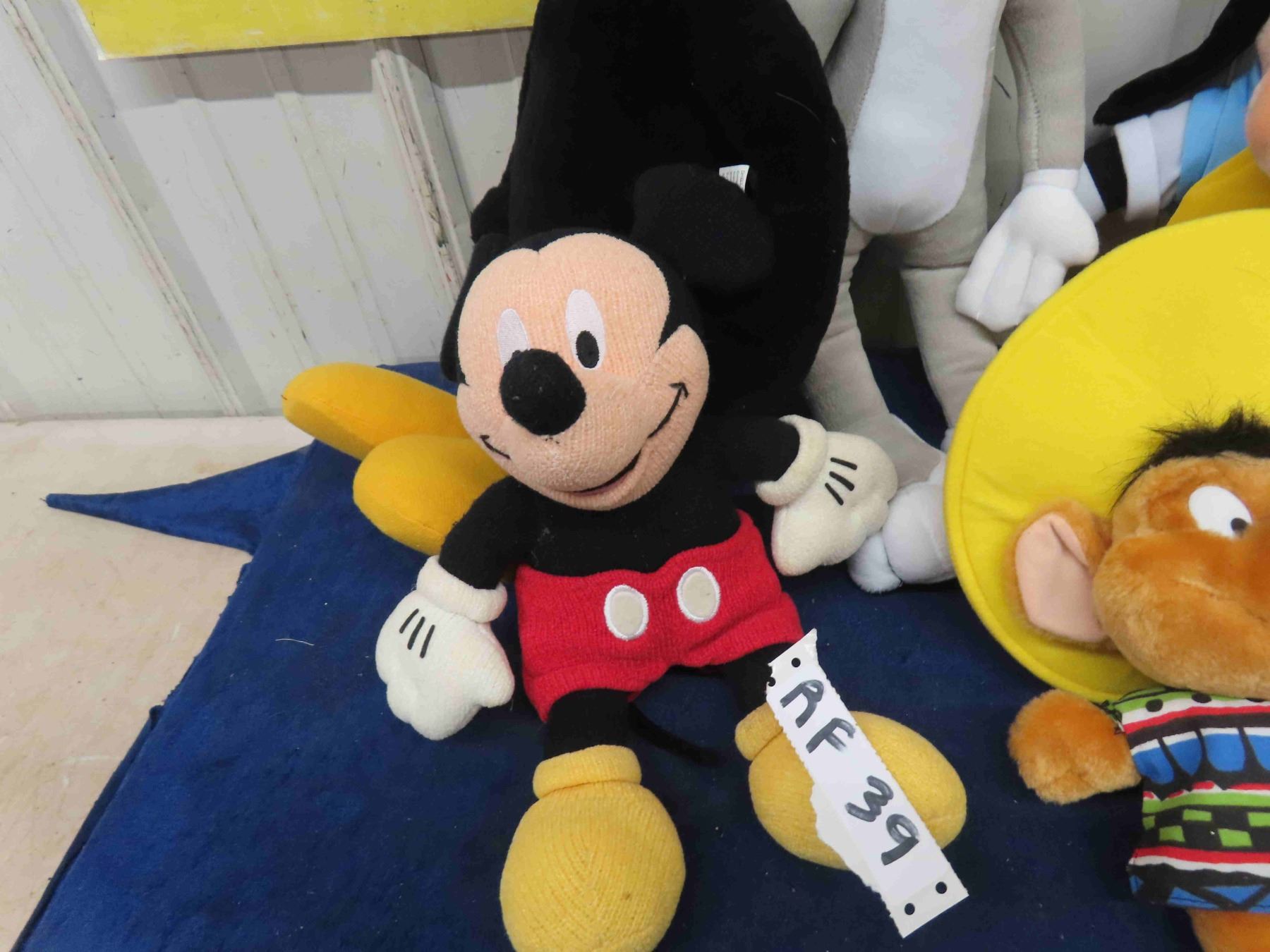 Disney Toys, Bugs Bunny, Daffy, Goofy, Mickey, Speedy Gonzalez ... Disney Toys, Bugs Bunny, Daffy, Goofy, Mickey, Speedy Gonzalez ...