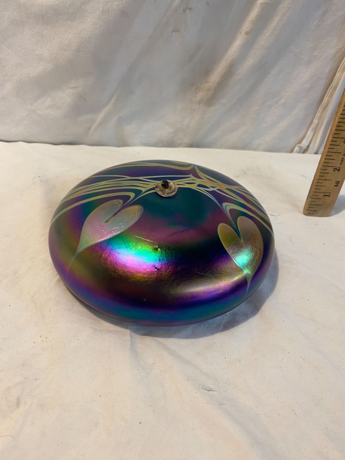 Glass house oil lamp