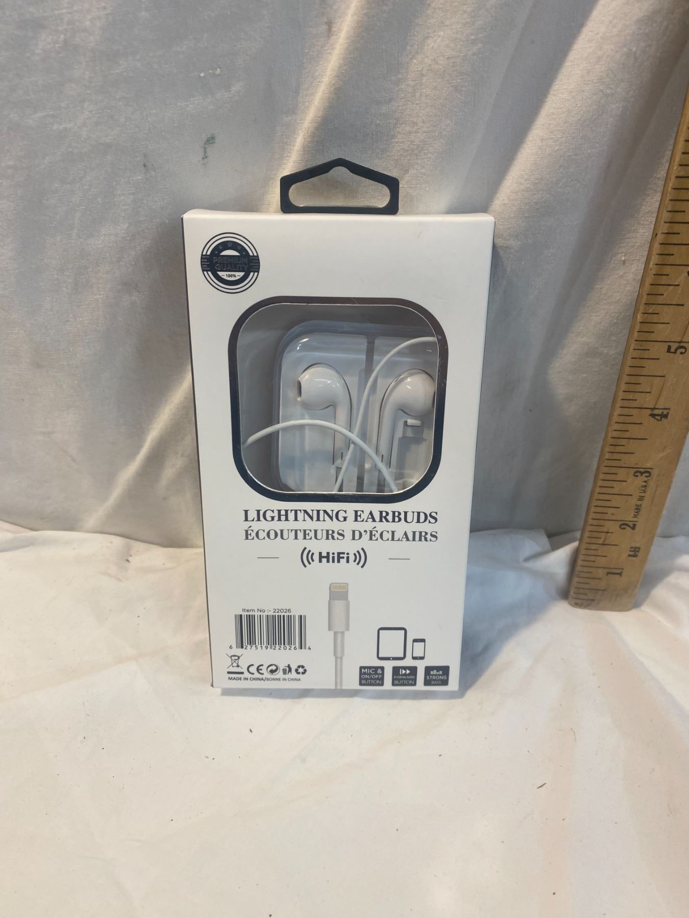 Lightning ear buds