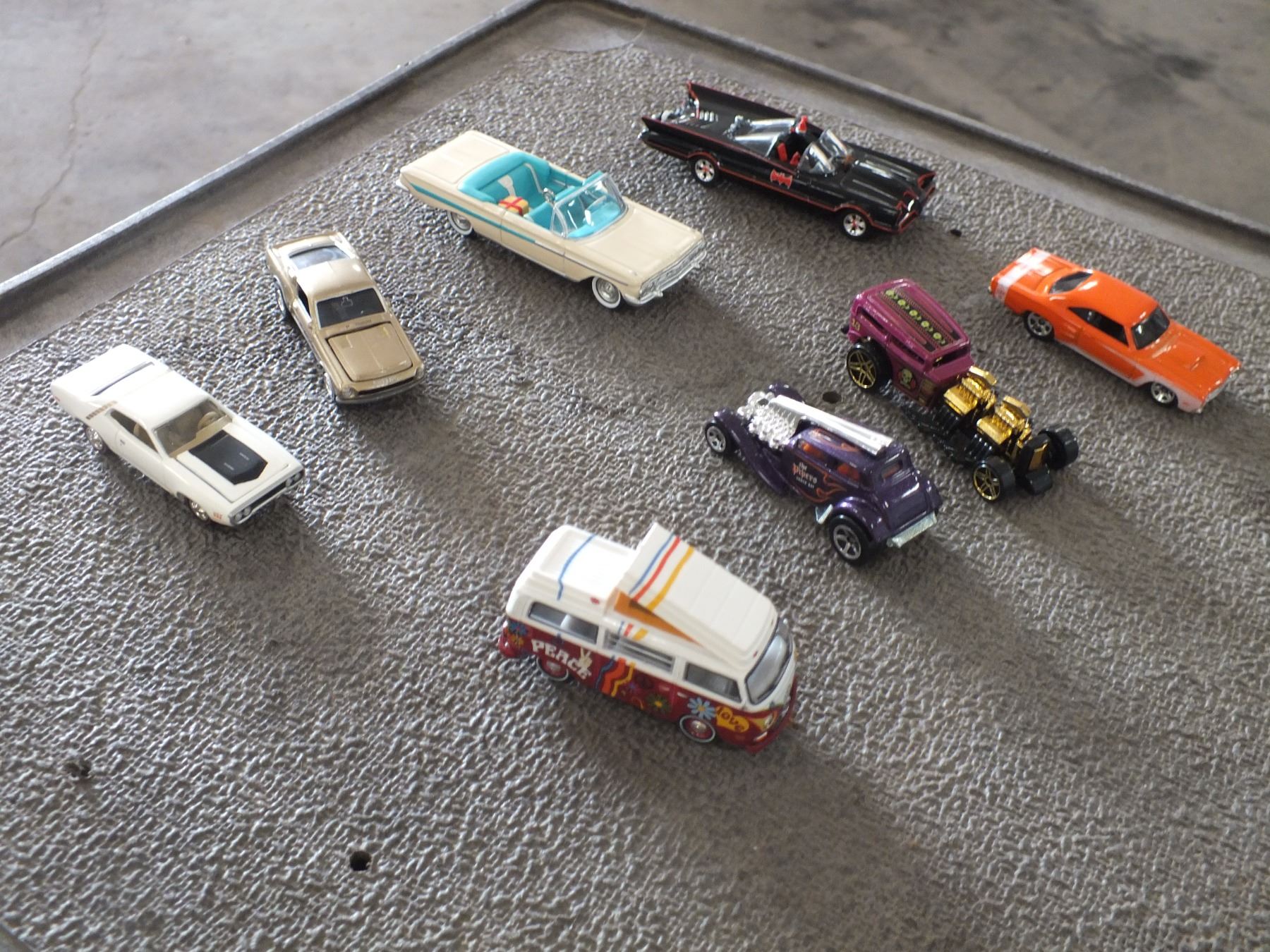 8 Small Diecast Cars