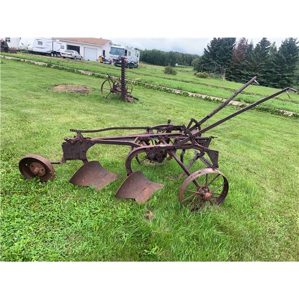 Antique Massey Harris Plow Beck Auctions Inc