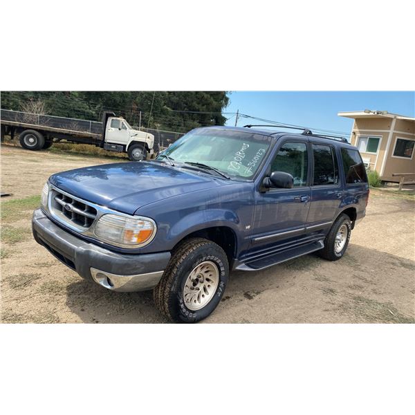 1999 Ford Explorer XLT