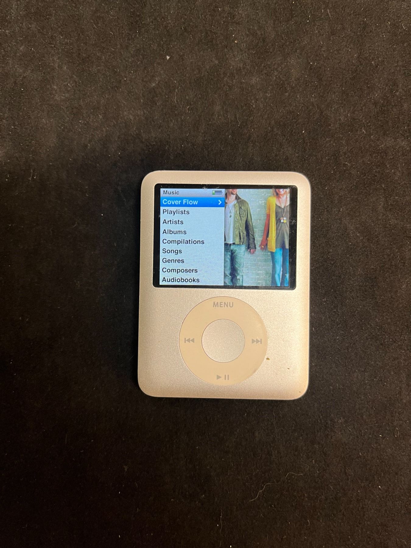 Apple Ipod Nano - see description and photos for serial number and details